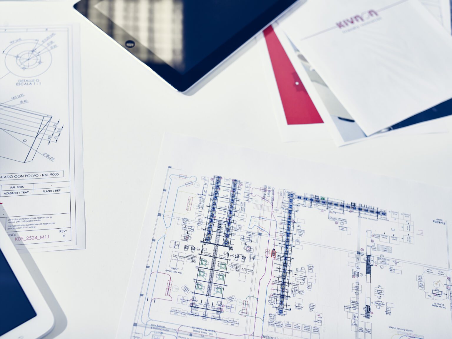 Automated guided vehicles (AGVs/AMRs) | Kivnon